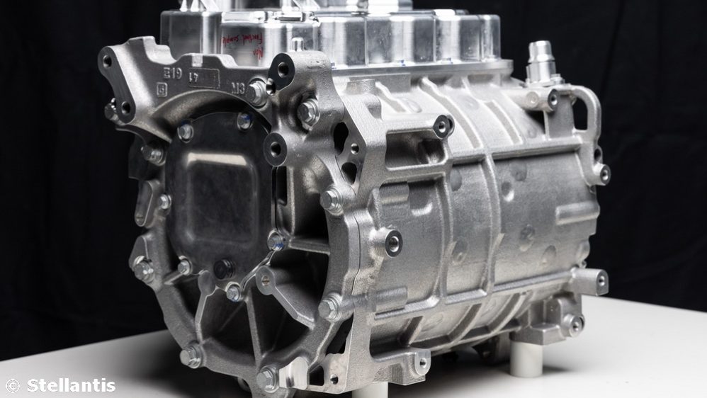 Stellantis inaugure son usine de moteurs électriques à Trémery