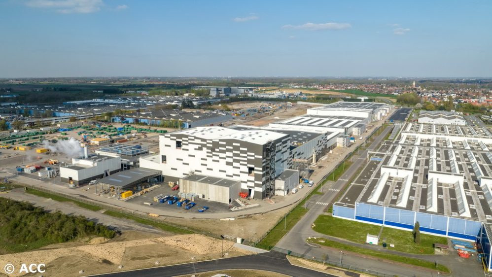 Batteries : ACC inaugure sa première Gigafactory à Douvrin