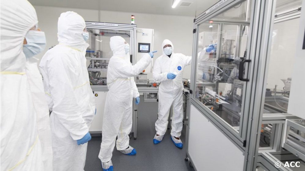 Batteries : ACC inaugure sa première Gigafactory à Douvrin