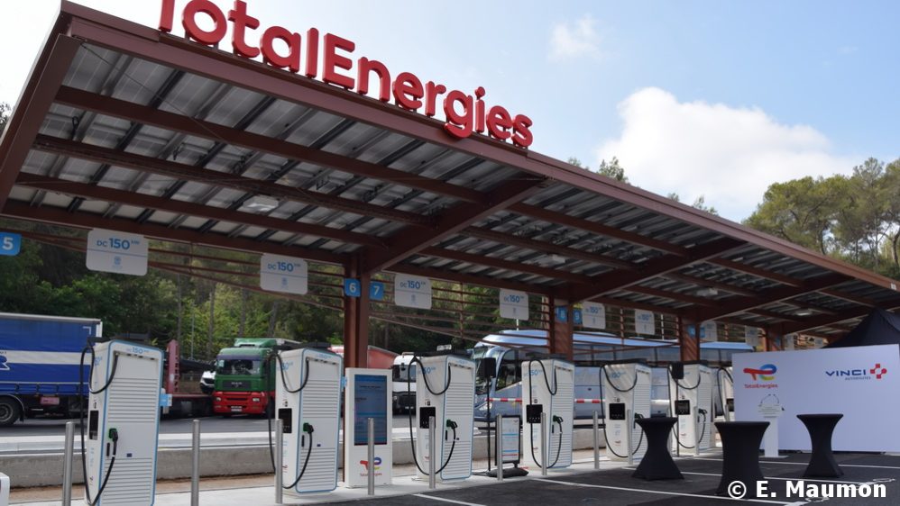 TotalEnergies inaugure son plus grand hub de recharge Haute Puissance